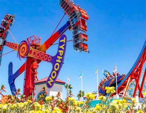 Santa Cruz Beach Boardwalk Amusement Park Californias Classic Beach