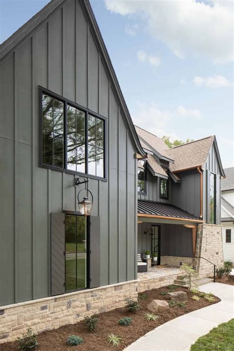 Dark Green Siding Transform Your Homes Exterior With Timeless Elegance
