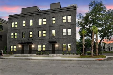 1218 E Kay St Unit 12 Tampa Fl 33602 ®