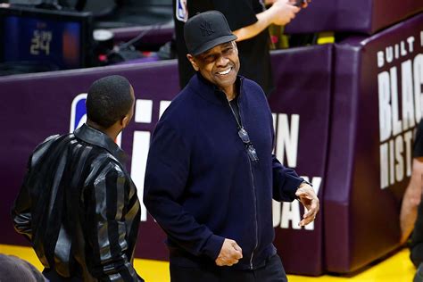 See The Celebs Who Witnessed Lebron James Break Nbas Scoring Record