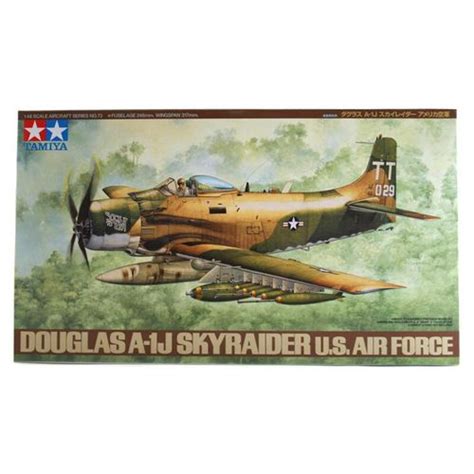 Tamiya Douglas A 1j Skyraider Aircraft Us Air Force Model Kit 61073