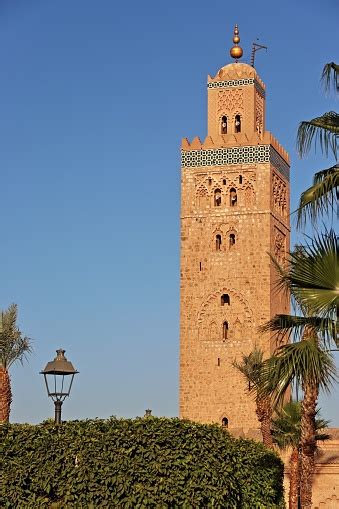 Marrakech La Ciudad Roja Imperial De Marruecos El Minarete De La