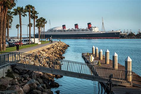 Queen Mary Long Beach Photograph By Andrew Kazmierski Pixels