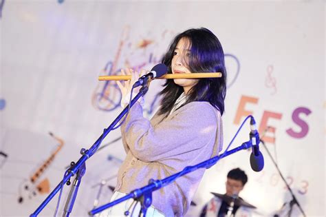 Hàng Loạt Band Nhạc Học Sinh Bùng Nổ Tại Sự Kiện Gió Đầu Mùa Sự Xuất Hiện Của Kiên Và Madihu