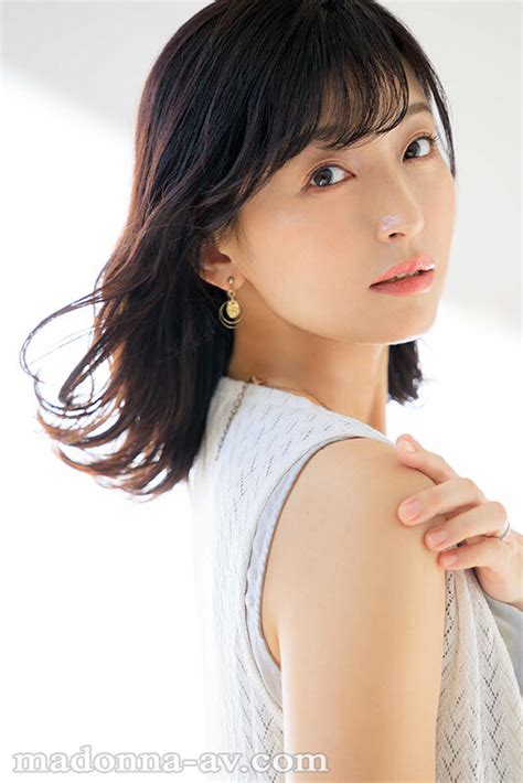 Monroe Debut 吉永塔子 40歳 アラフォーだけどいいかな？‘ワンランクよりもっと上のモンローに革命を起こす美魔女。｜エロ動画・アダルトビデオ｜fanza動画