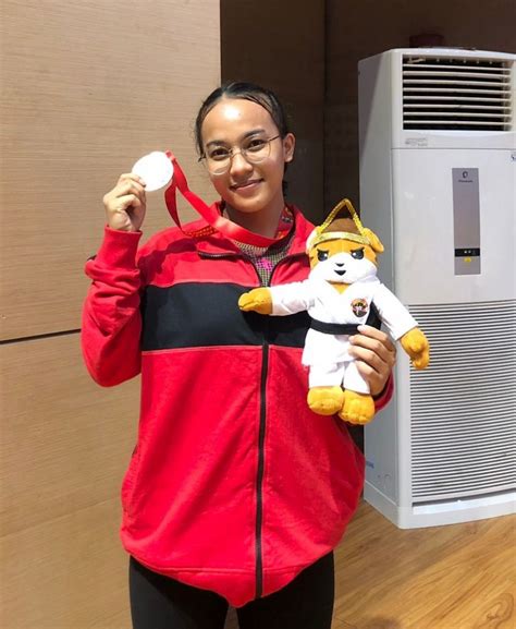 Politeknik Kesehatan Denpasar Ni Komang Kristina Candra Dewi Sabet Juara Iii Pada Kejuaraan