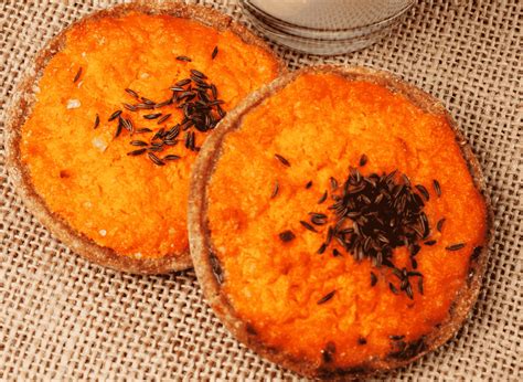 Latvian Sklandrausis Sweet Rye Tarts Delishglobe