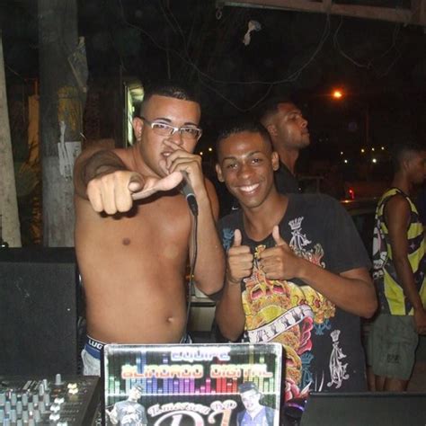 Stream Mont As Novinha Vai No Pau Reverce Da Putaria [ Dj Emerson