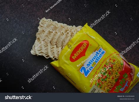Maggi Logo 308 Images Photos Et Images Vectorielles De Stock