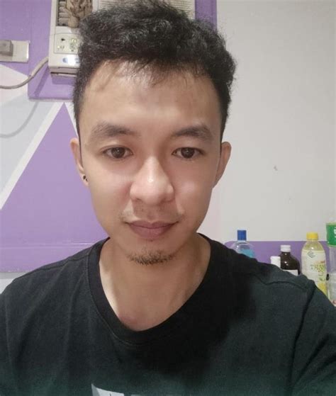 Hasso Janzen Aus Euskirchen • 25 • Er Sucht Ihn Für Sex • Für Gay Treffen