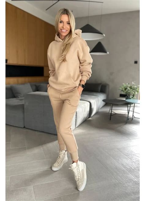 Cloth Store Modne I Eleganckie Ubrania Dla Kobiet Made In Poland