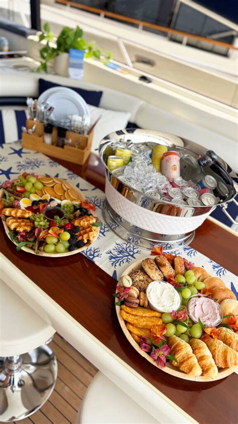 Devonia Yacht Gallery Explore Our Luxurious Yacht And Journeys Devonia Yacht Palm Beach