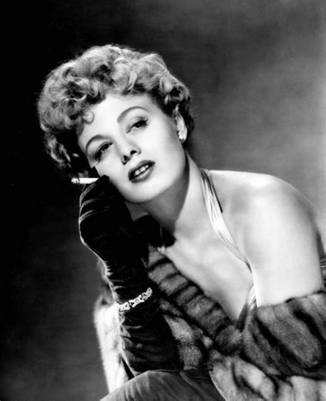 30 Vintage Photos Of A Young Shelley Winters In The 1940s ~ Vintage
