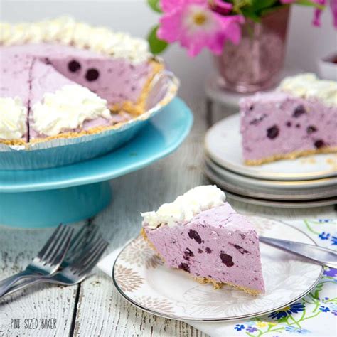 Frozen Yogurt Pie Two Methods • Pint Sized Baker