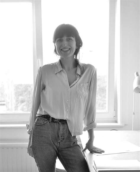 Valentine Laffitte Bela