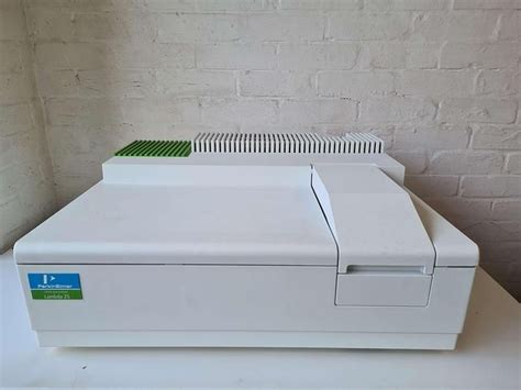 Perkin Elmer Lambda 25 Uvvis Spectrometer Perkin Elmer Lambda 25 Uvvis Spectrometer