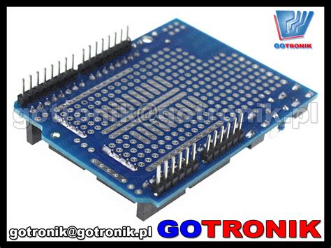płytka prototypowa w postaci shieldu dla arduino uno wraz z płytką stykowąshi