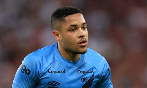 Vitor Roque Confiado Y Motivado En Medio De Su Recuperación