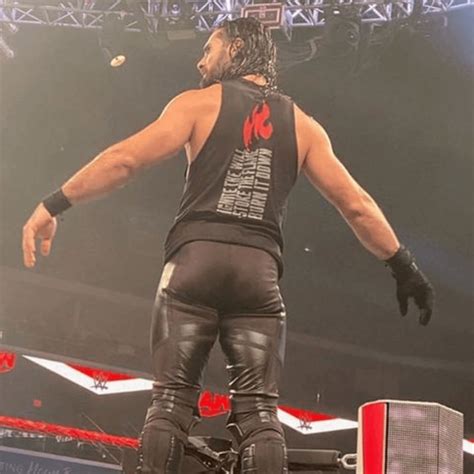 I Want Seth Rollins To Fart In My Face So Bad 🥵🥰😍😋🤤😫💦🍑 R