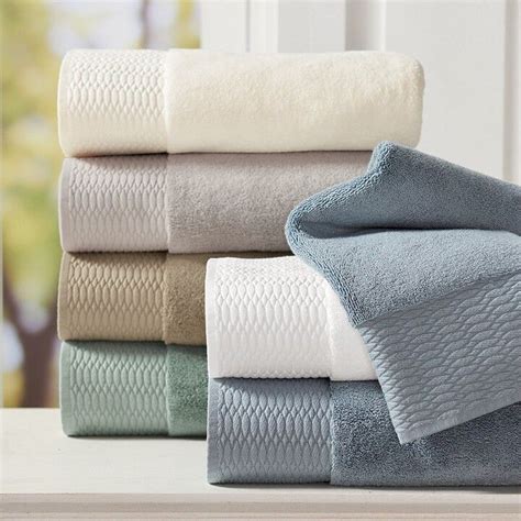 Pin By Abdulvoris Abdurashidov On Полотенца Cotton Bath Towels Bath
