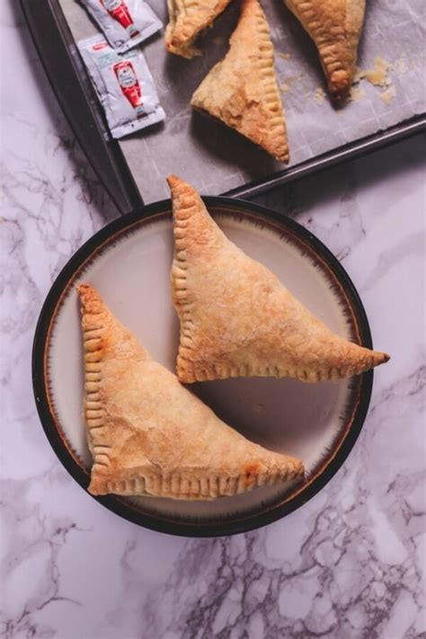 Veg Puff How To Make Veg Puff Hamara Rasoighar