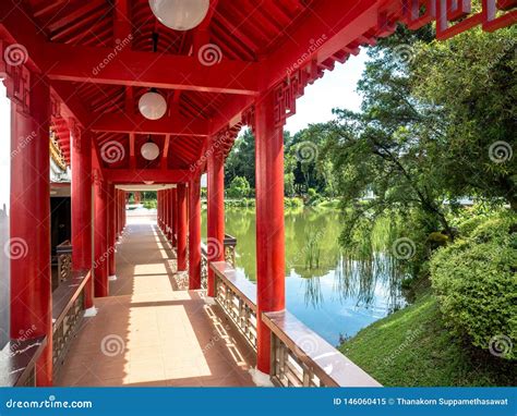 Singapore Nov 26 2018 Traditional Chinese Pavilions On The Lake At