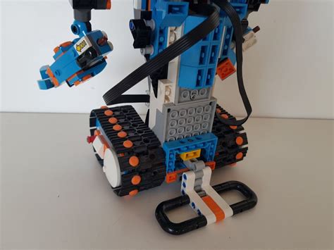 Lego Boost 17101 Programmierbares Robot Toolbox Set Gebraucht In