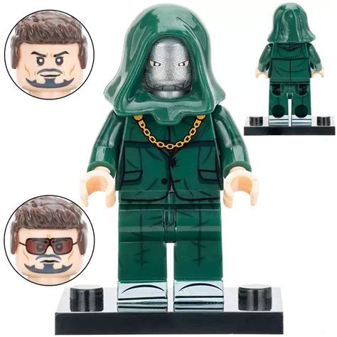 Lego Minifigure Doctor Doom