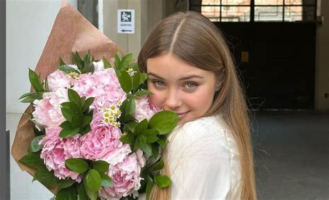 Auguri A Emily Shaqiri Oggi Compie 19 Anni La Ship Italia