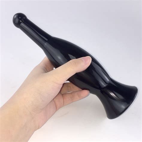 Flexible Smooth Dildo Novelty Beer Bottle Dildo With Strong Suction