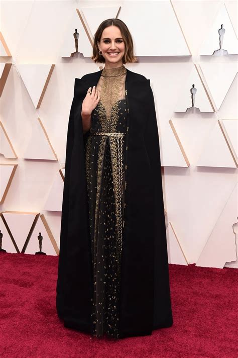 Natalie Portman Drags Oscars With Cape Embroidered With Snubbed Female Directors Huffpost