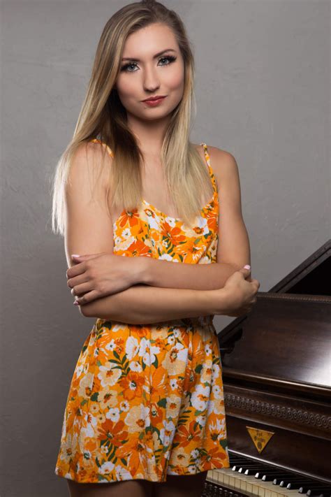 Emma Sirus Subtle Shades Photography Llc