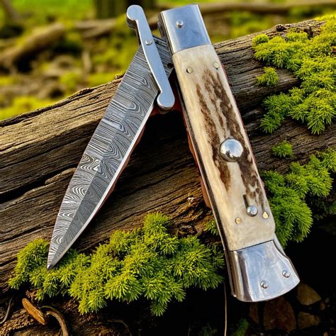 Swing Guard Stiletto Knife Rare Italian Automatic Antler Horn Damasc
