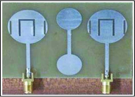 1 Parasitic Element Between Mimo Radiators [103] [from Kommana Vasu