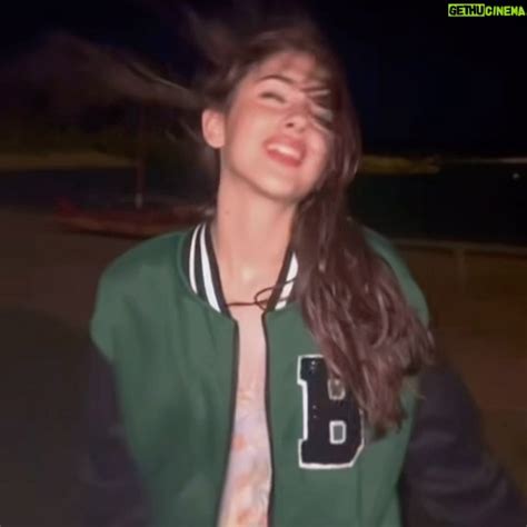 Julia Butters Instagram The Wind Was A Paid Actor Gethu Cinema