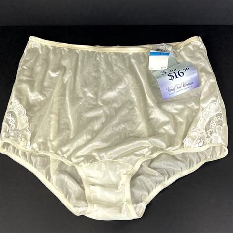 Vanity Fair Intimates And Sleepwear Vintage Vanity Fair High Waisted