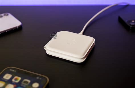 Обзор двойного зарядного устройства MagSafe Duo для iPhone 12 и Apple ...