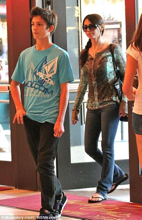 Mel Gibsons Ex Oksana Grigorieva Takes Son To Action Flick As Battle
