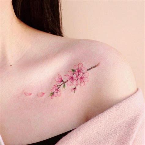 بينُ العَقلِ و القّلبِ قضُيهِ عنُوانهَا انتي Beautiful Flower Tattoos