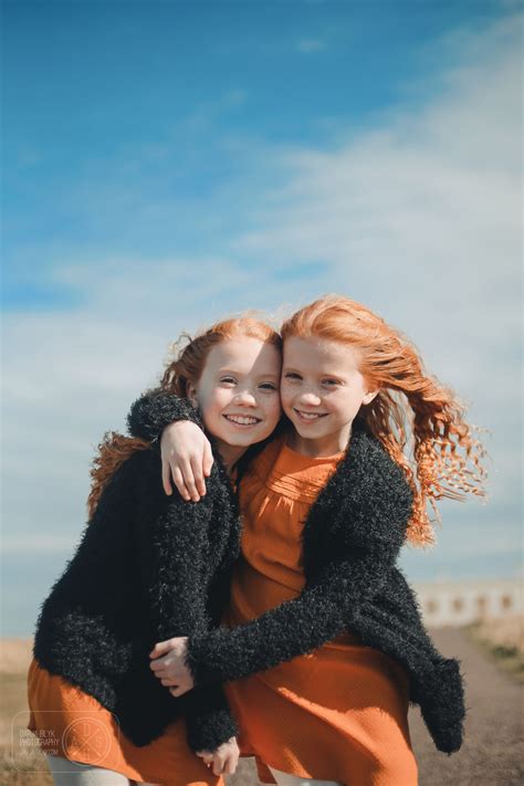 10 Pictures Of Ginger Twins I Took In Scotland Bored Panda