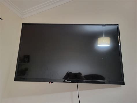 Tv 32 Polegadas Smart Carcavelos E Parede • Olxpt