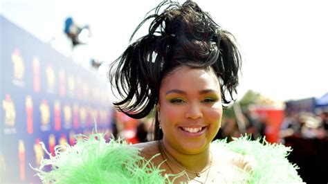 Heres Why Lizzo Should Play Ursula In The Little Mermaid