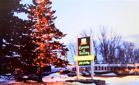 Lost Ottawa Helen Souter Shares Two Pictures Of A Famous Facebook