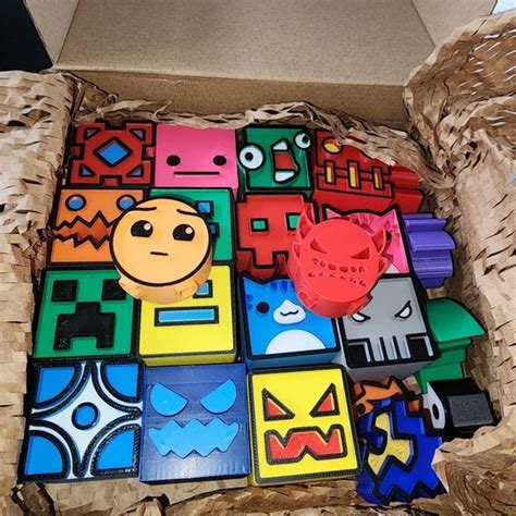 Geometry Dash Toys 3d Printed Cubes Geometry Dash Icons Cake Toppers