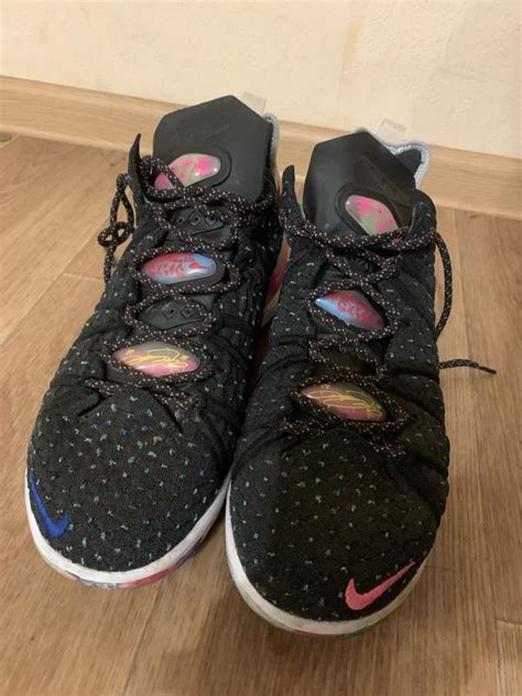 Кросівки найк — ціна 1000 грн у каталозі Кросівки Купити жіночі речі за доступною ціною на Шафі