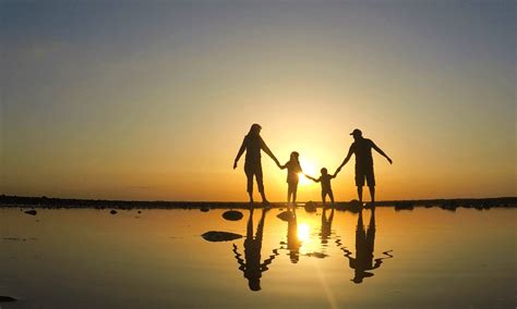 Different Ways To Connect With Your Loved Ones Through Faith