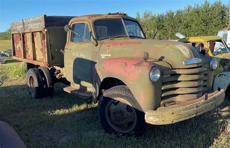 1951 Chevy 1700 Maple Leaf Army Truck