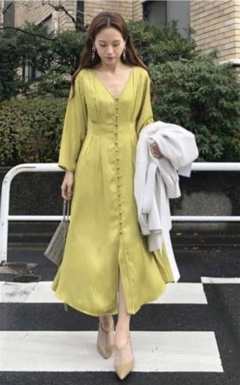 Ameri Tuck Shape Dress イエロー メルカリ Ameri Tuck Shape Dress イエロー メルカリ