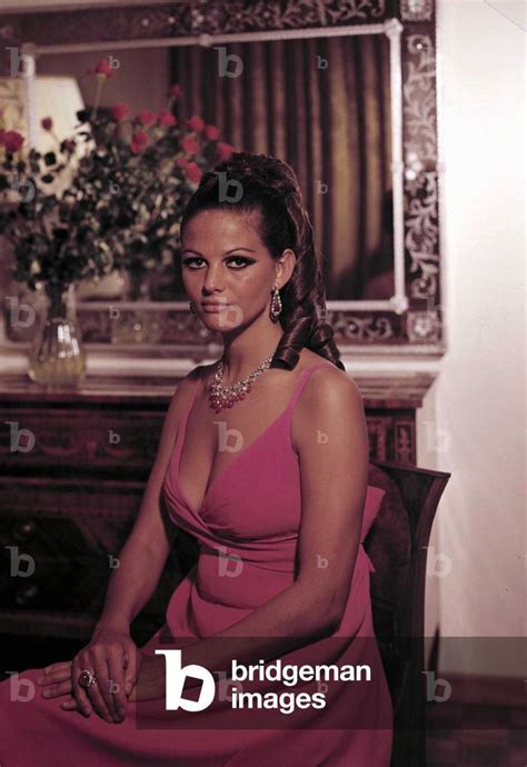 Image Of Portrait De Lactrice Claudia Cardinale En 1964