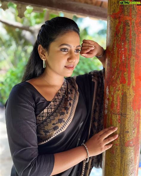 Actress Manisha Jith Hd Instagram Photos And Wallpapers June 2024